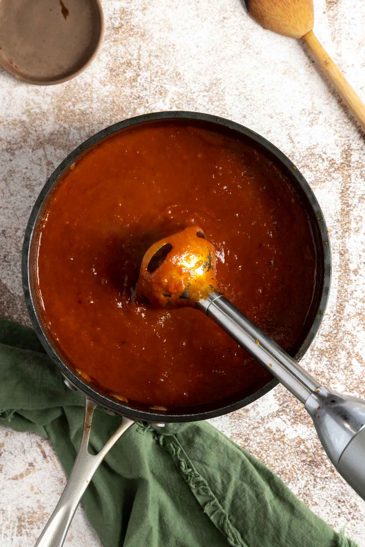 How to Thin BBQ Sauce (10 Easy Options)