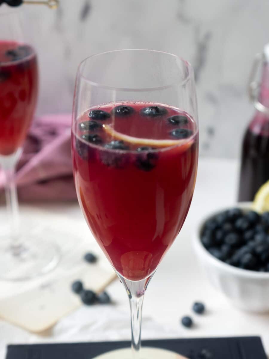 Easy Bluberry Mimosa Recipe- Peel with Zeal